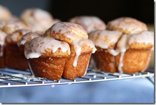 Cinnamon Bubble Buns - Sprinkled with Flour